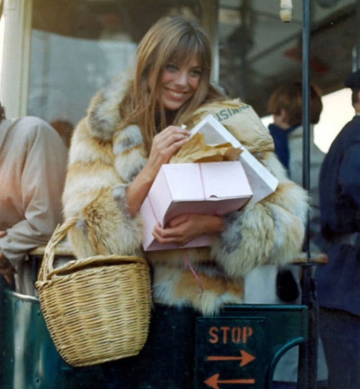 Jane Birkin 昨日在巴黎家中去世，享年76岁