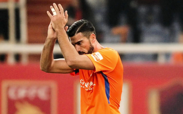 山东鲁能与佩莱的合同在今年年底到期，双方续约的可能性很小