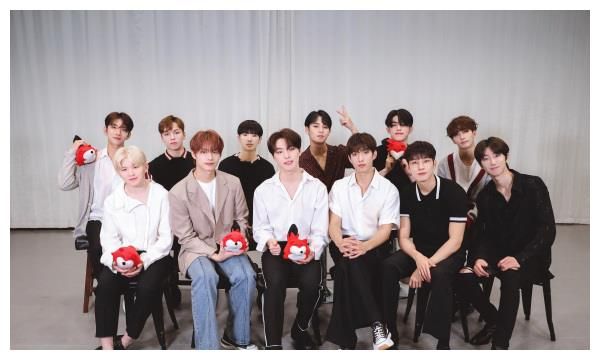 专访SEVENTEEN寂静中的呐喊爆笑来袭！手机壳团建新图案出炉