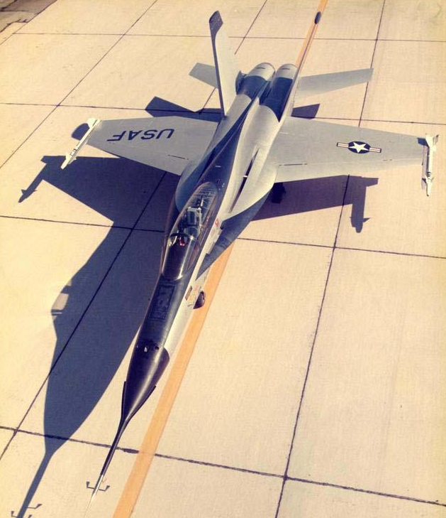 F-14，F-15，F-16，F-18，美国三代战斗机为何唯独缺了F-17？