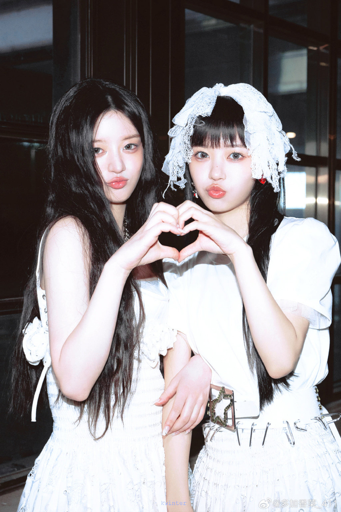 ILLIT提前买登顶Melon日榜的通稿，闹出笑话，自欺欺人的音源注水|注水|音源|通稿_新浪新闻