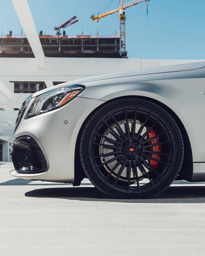 AMG S63和S580你选哪个 还是两个都要？