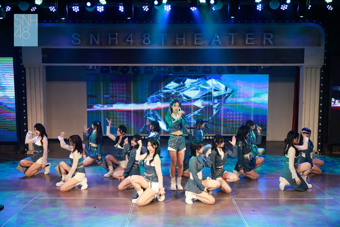 SNH48新生集结 《命运的X号》新生公演返图 光芒穿过黑暗……__财经头条