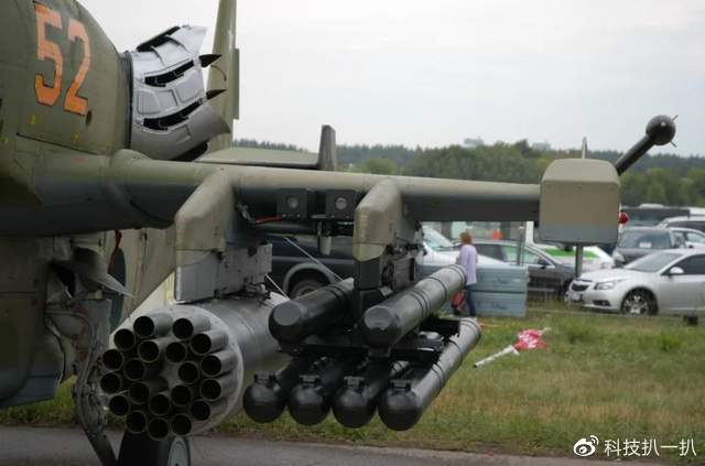 俄9M127反坦克导弹，激光驾束制导，对付西方坦克的高手|导弹|涡流|反坦克导弹_新浪新闻