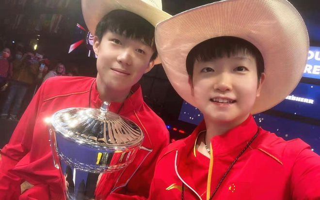 国乒大获全胜！4人晋级8强，王楚钦孙颖莎爆冷丢局，圆满组合大胜|卡尔松|王楚钦|孙颖莎_新浪新闻