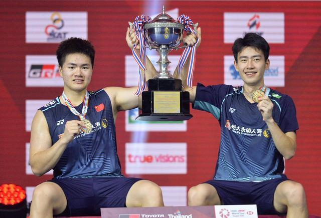 丹麦站收官，羽毛球最新世界排名：刘圣书/谭宁首登第1，凡晨下降2位|国羽|陈雨菲|黄东萍|决赛|冯彦哲_新浪体育_新浪新闻