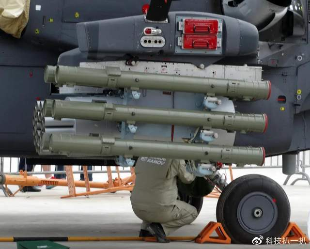 俄9M127反坦克导弹，激光驾束制导，对付西方坦克的高手|导弹|涡流|反坦克导弹_新浪新闻
