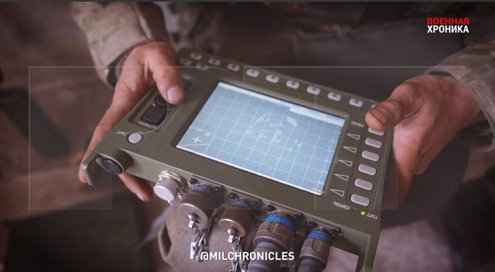 俄军在马里乌波尔使用1L111M“Fara-VR”J波段监视雷达……