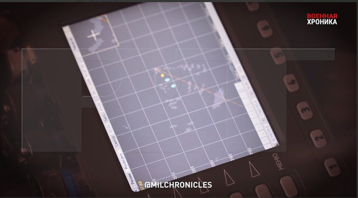 俄军在马里乌波尔使用1L111M“Fara-VR”J波段监视雷达……