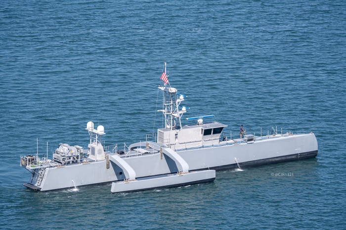 2021年8月25日，美国海军无人驾驶艇USV海鹰号在圣迭戈港|海鹰|圣迭戈|美国海军