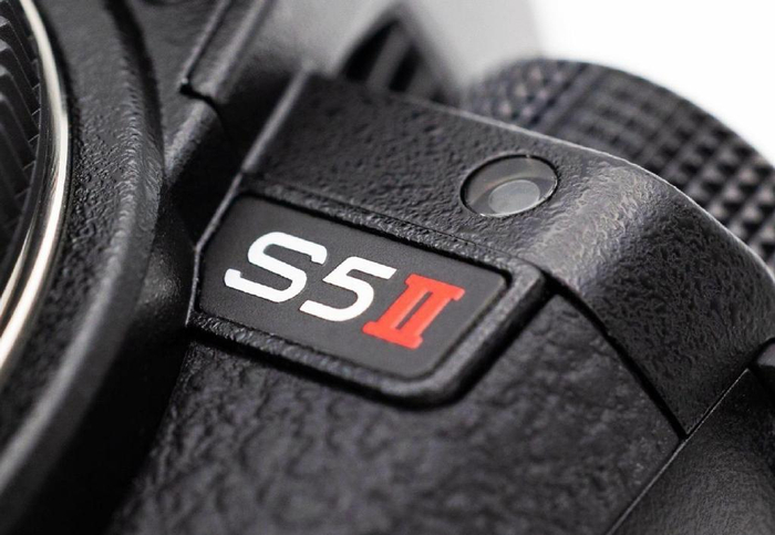 松下LUMIX S5II/S5IIX全画幅相机、骁龙Ride Flex系统级芯片发布