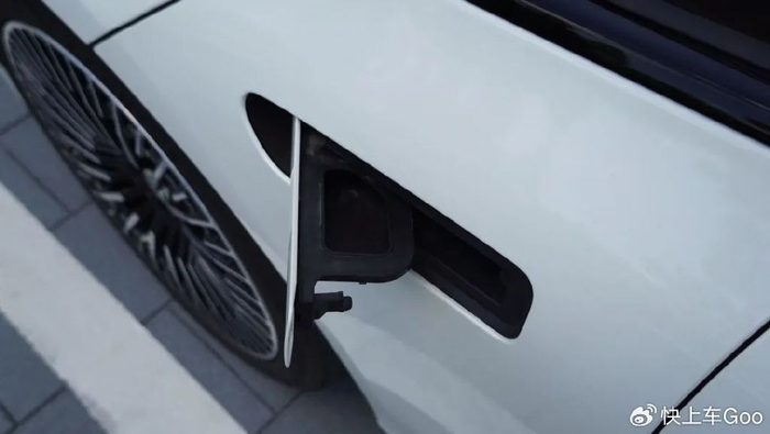 奔驰EQS体验有感：汽车发明者的“新发明”