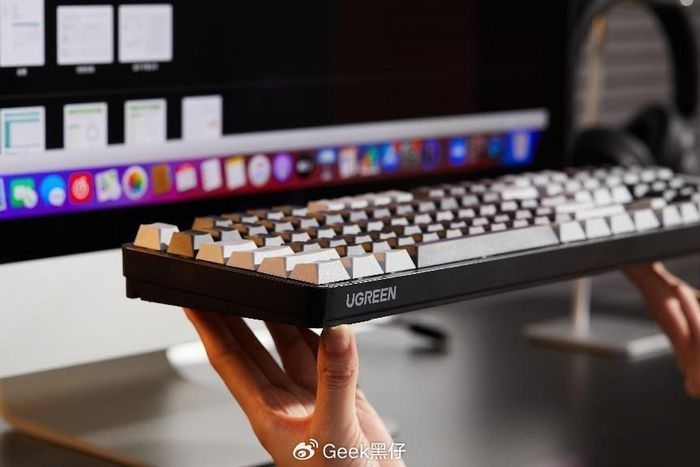 百元级别值得入手的全尺寸机械键盘：绿联KU103评测__财经头条__新浪财经