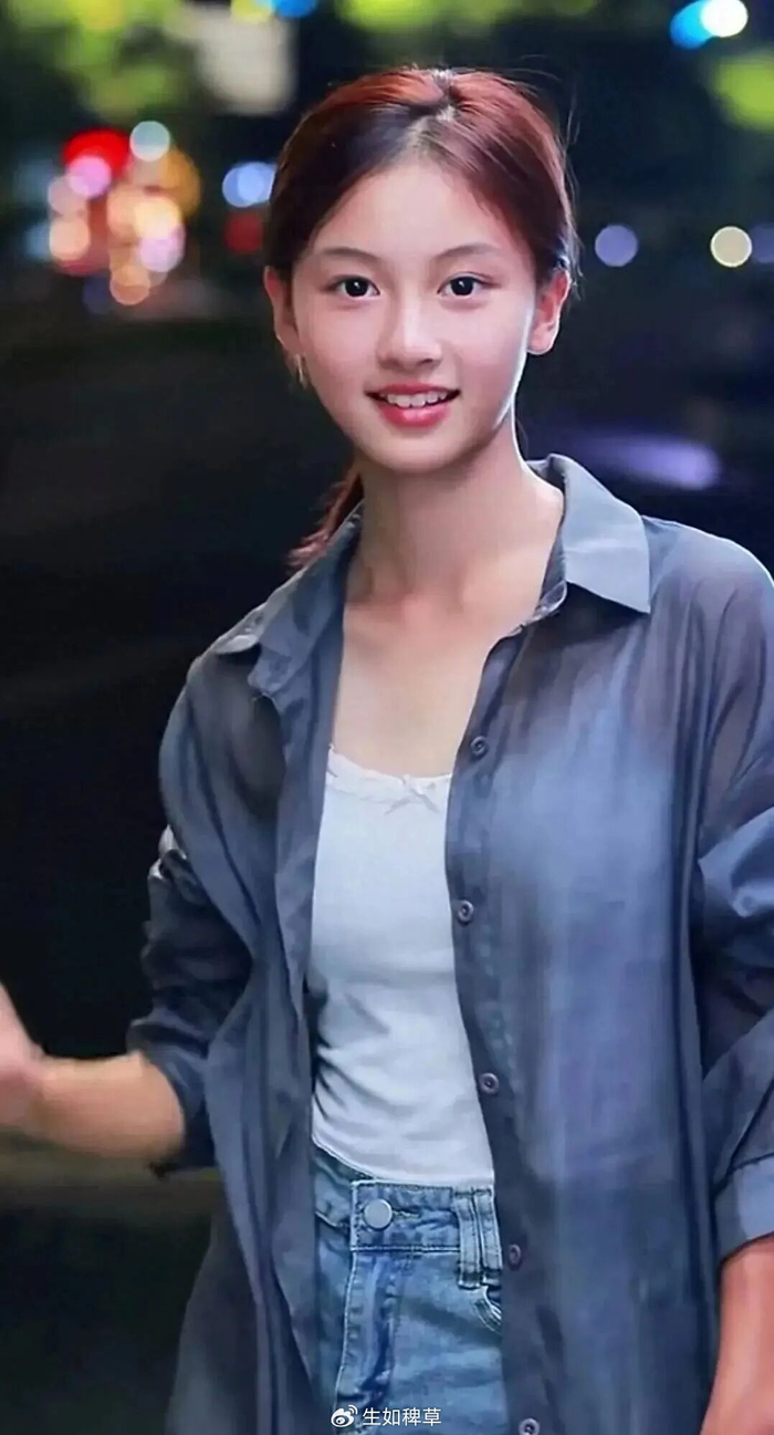 15岁“神颜七七”进组：是下一个张柏芝，还是流量快消品？__财经头条__新浪财经