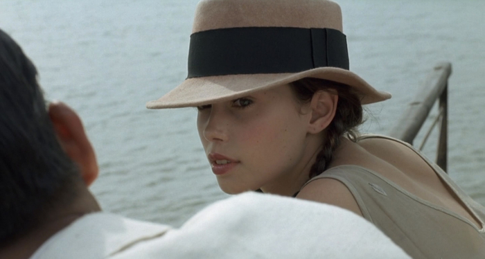 情人 L’AMANT， THE lOVER 散发迷人气息的法式电影