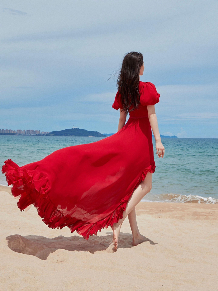 刘诗诗沙滩光jio丫__财经头条__新浪财经