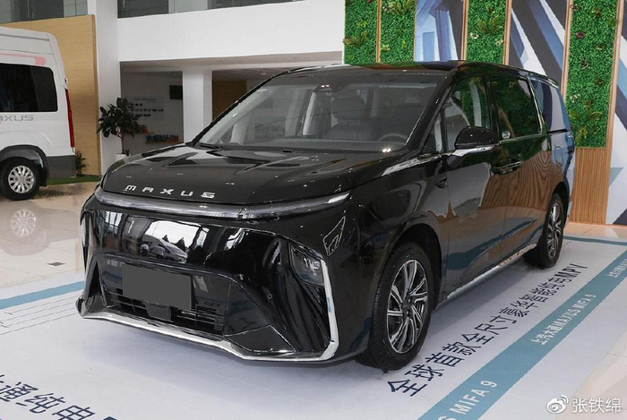 大通大家MIFA9新车型上市，侧滑门，6/7座布局，续航可达560km