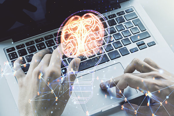 AI“写”出来的作品 著作权到底归谁？__财经头条__新浪财经