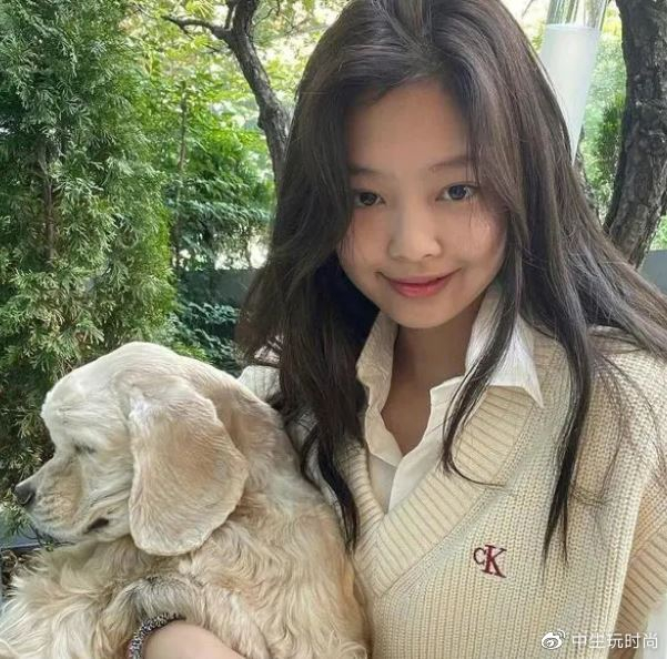 Jennie再次演唱会中途离场，身体状况堪忧！自曝像老奶奶一样__财经头条