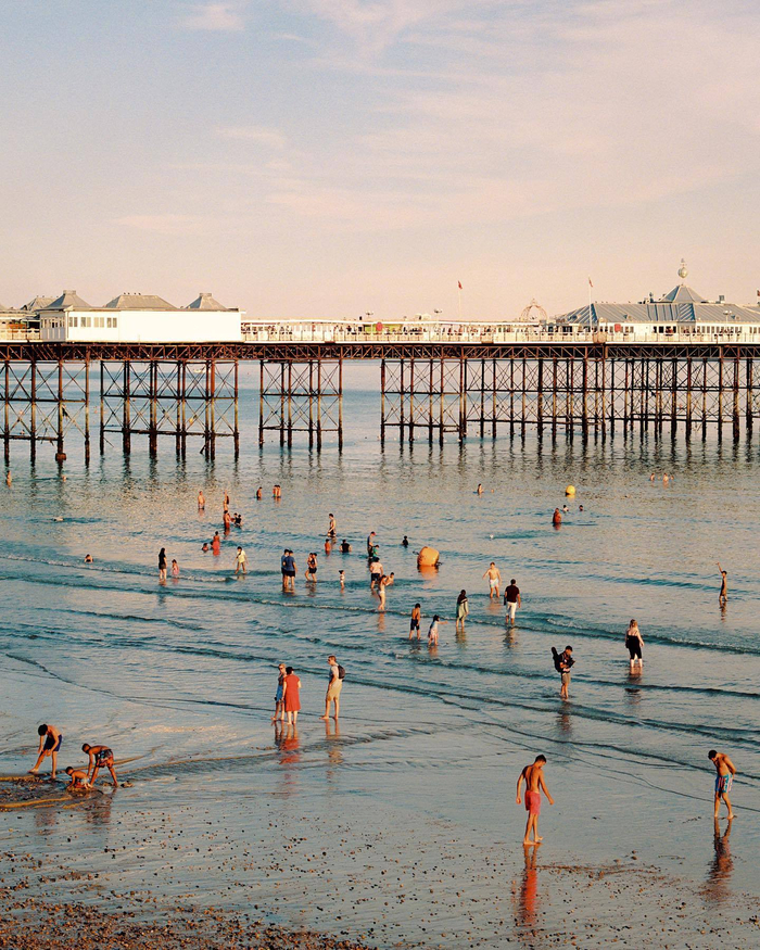 布赖顿的夏天 | Oliver Curson 胶片影像__财经头条__新浪财经