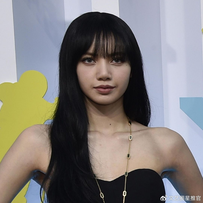 Lisa被曝高价买LV三公子生日会门票，准备再跳疯马秀挽回他换资源|公子|娱记|门票_新浪新闻