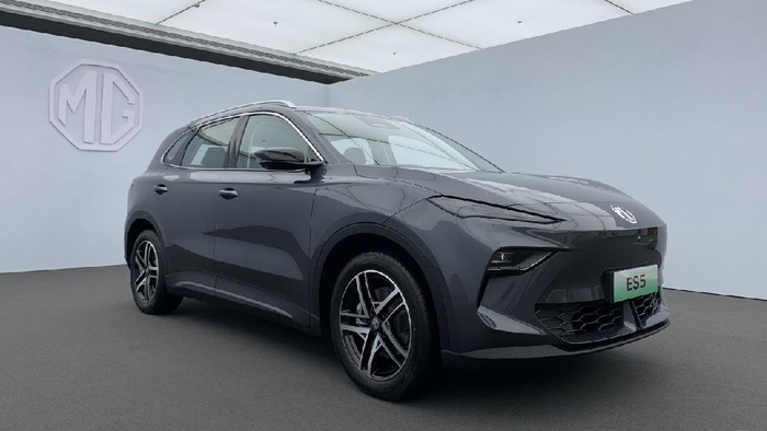 为YOUNG family打造 MG ES5抢先静态实拍