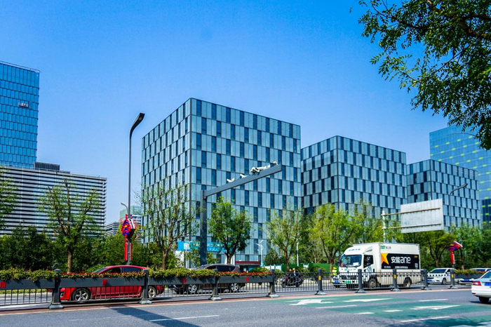 “黄金地块”领衔出场，这座生态宜居之城再次出圈|能源|金贸|金湾_新浪新闻