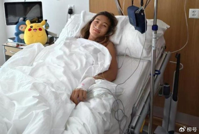 CCTV5直播，19:00，郑钦文VS阿朗戈，中国金花一姐迎伤愈复出首秀__财经头条__新浪财经