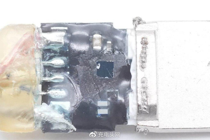 不是C94？iPhone14标配全新C91M快充数据线__财经头条