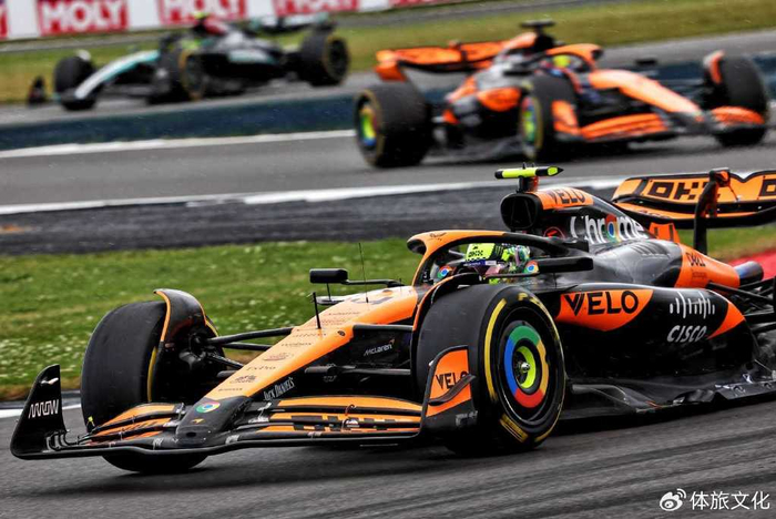 迈凯伦是否在浪费 F1 2024 年的最佳赛车？|诺里斯|迈凯伦|维斯塔潘_新浪新闻