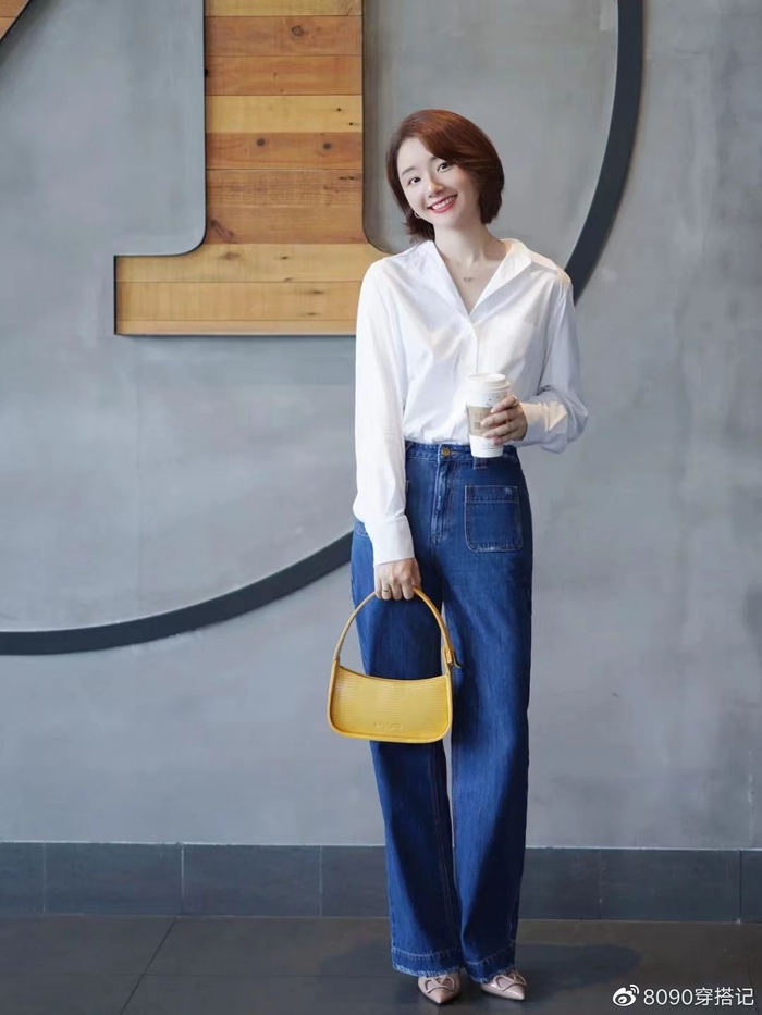 衬衫年年都要买，今年夏天衬衫+牛仔裤穿搭，简约时尚有气质