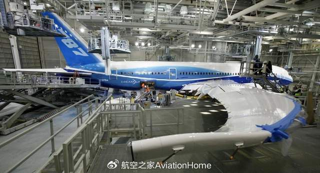 787质量问题导致延期、成本超支，波音最终耗资320亿美元才完工|贝恩|波音|工会_新浪新闻