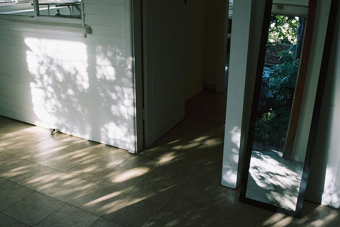 房间里的光 | Patrick Clelland__财经头条