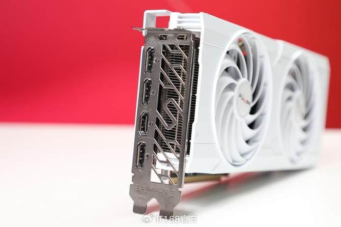 AMD Radeon RX 6750GRE首发评测： 2400元内2K游戏性能无敌__财经头条