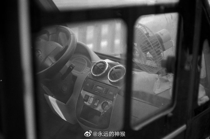 一组黑白 by leica m7+Ilford HP5+D76 自冲扫描__财经头条__新浪财经