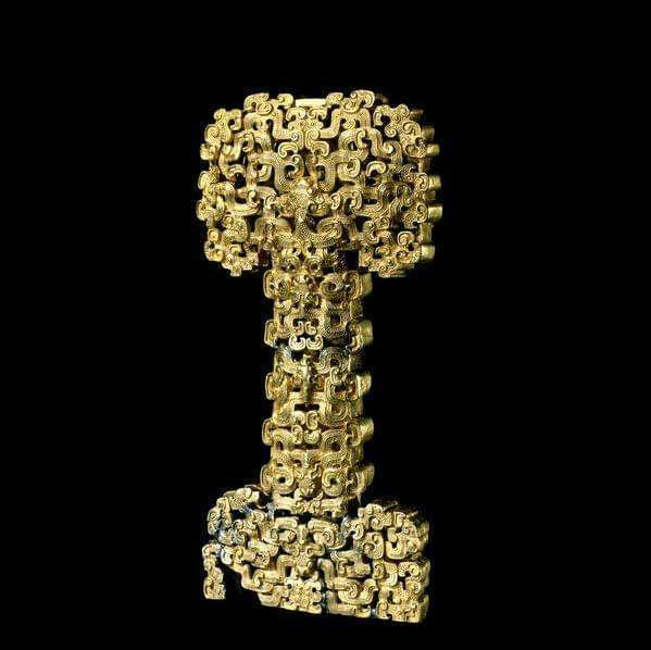 蟠螭纹黄金剑柄|剑柄|东周墓|两面