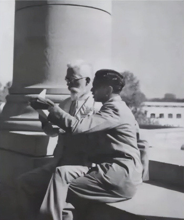 “一个活着的传奇”逝世，他一生就是统计学的一百年