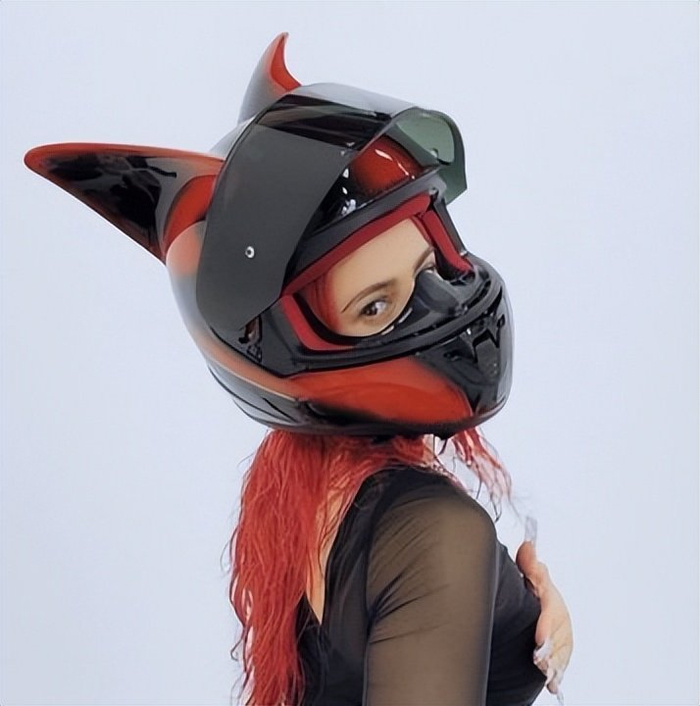 LE SSERAFIM陷入了抄袭争议？韩国音乐评论家认为有差异！