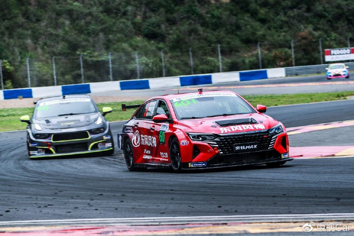 赛道性能狂欢： 奕炫家族斩获2023 CEC耐力赛宁波站“双冠王”