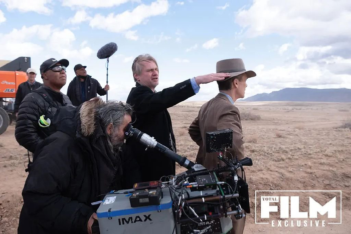 《奥本海默》内地难上映，即便删减引进，观众也看不到顶级版本|奥本海默|胶片|摄影机_新浪新闻