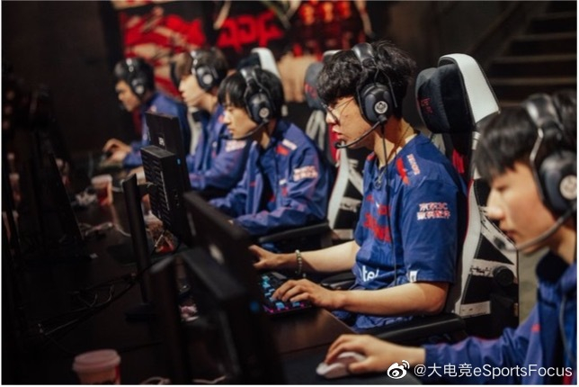 LOL Esports官推 @JDG京东电子竞技俱乐部 完美的首次MSI登场！