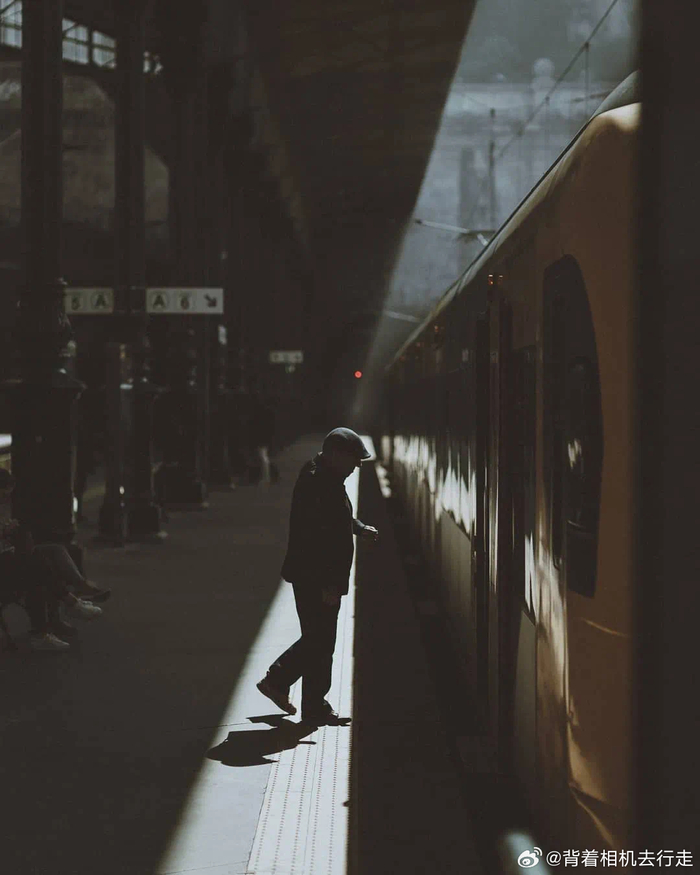 「当你尝试孤独时」｜ Filipe Pinhas