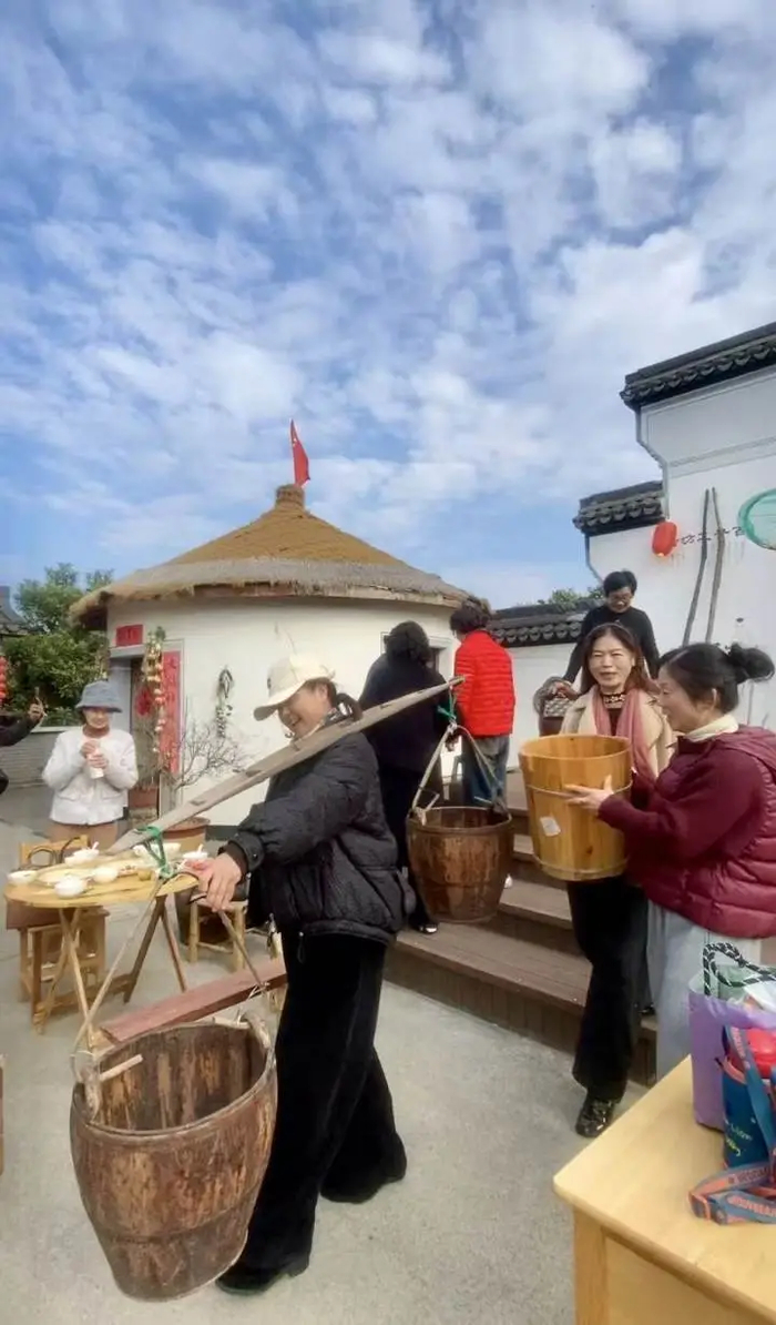每天200多人赶到塘栖这个院子，就为品尝这碗“初恋甜汤”！|初恋|院子|土灶