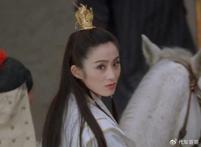 揭秘55岁张敏与小10岁老公的幸福婚姻生活|张敏|向华胜|汪雨_新浪新闻