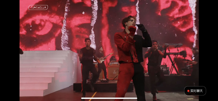 王嘉尔2023 Coachella 科切拉音乐节现场嗨疯了！__财经头条
