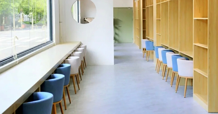 桑榆非晚，柠月如风，时光平凡而珍贵，浮云似白衣，斯须变苍狗，回首光阴，唯余感激