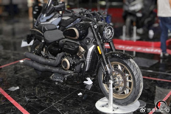 V型双缸引擎+都市复古风，无极CU250巡航即将上市，价格才是焦点|无极|巡航|V型_新浪新闻