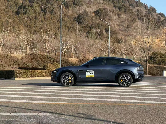 小米SU7刚开始是没有Pro版备案的 小米YU7目前是没有备案标准版的__财经头条