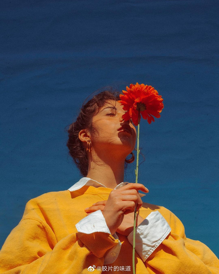 意大利摄影师 Laura Perrucci 的人像作品。（ins：ellegramm）