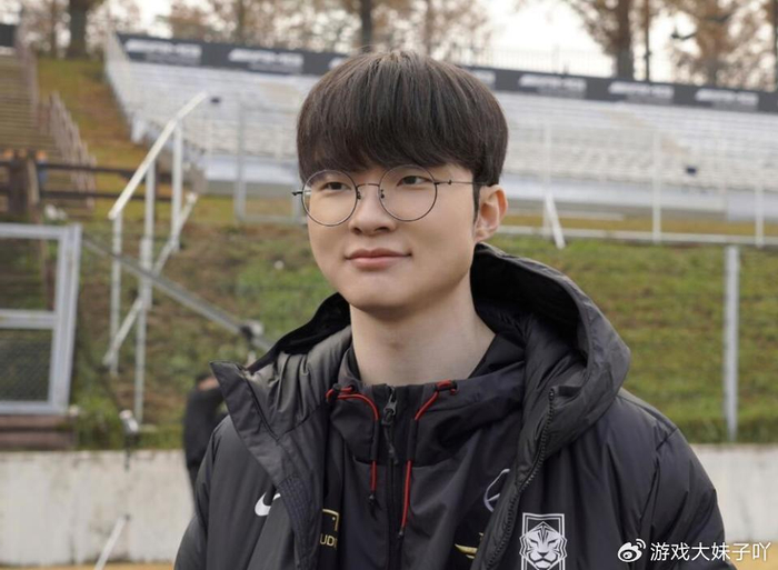 Faker再次证实，明年冠军皮肤会有惊喜，一次夺冠将拥有两款皮肤|皮肤|冠军|夺冠_新浪新闻